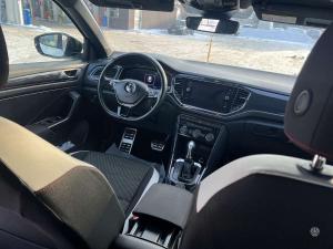 White Volkswagen T-Roc 2019 in Kaunas, with an engine capacity of 2.00 L and mileage of 204 thousand km for 16300 €, photo 18 on AUTOMOTO.COM.LV
