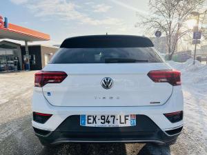 White Volkswagen T-Roc 2019 in Kaunas, with an engine capacity of 2.00 L and mileage of 200 thousand km for 16200 €, photo 9 on AUTOMOTO.COM.LV
