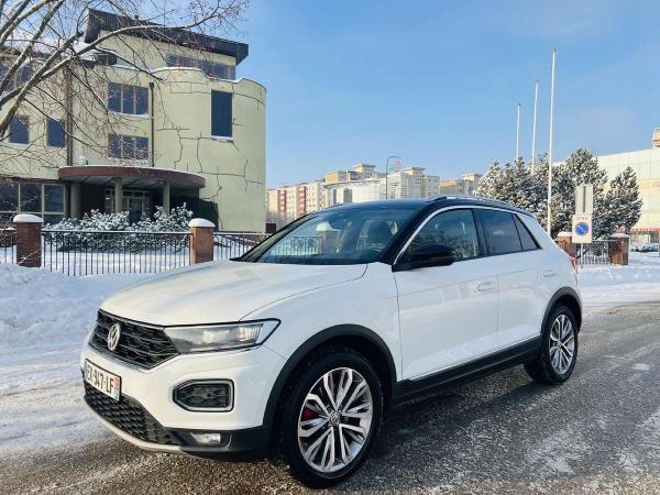 White Volkswagen T-Roc 2019 in Kaunas, with an engine capacity of 2.00 L and mileage of 206 thousand km for 15850 €, photo 8 on AUTOMOTO.COM.LV