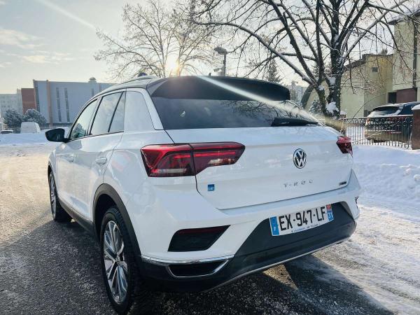 White Volkswagen T-Roc 2019 in Kaunas, with an engine capacity of 2.00 L and mileage of 206 thousand km for 15850 €, photo 9 on AUTOMOTO.COM.LV