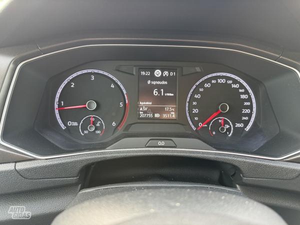 Balts Volkswagen T-Roc 2019 Viļņa, ar dzinēja tilpumu 2.00 L un nobraukumu 208 tūkst. km par 16000 €, foto 8 vietnē AUTOMOTO.COM.LV