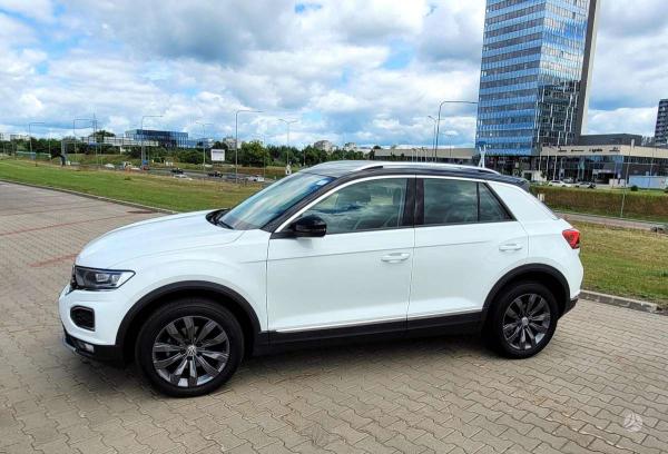Balts Volkswagen T-Roc 2019 Viļņa, ar dzinēja tilpumu 1.50 L un nobraukumu 152 tūkst. km par 15125 €, foto 7 vietnē AUTOMOTO.COM.LV