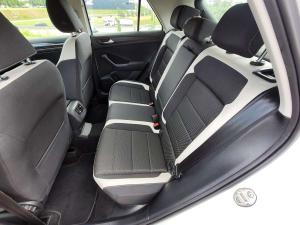 White Volkswagen T-Roc 2019 in Vilnius, with an engine capacity of 1.50 L and mileage of 152 thousand km for 15125 €, photo 14 on AUTOMOTO.COM.LV