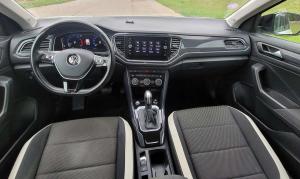 White Volkswagen T-Roc 2019 in Vilnius, with an engine capacity of 1.50 L and mileage of 152 thousand km for 15125 €, photo 17 on AUTOMOTO.COM.LV