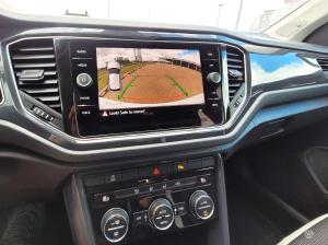 White Volkswagen T-Roc 2019 in Vilnius, with an engine capacity of 1.50 L and mileage of 152 thousand km for 15125 €, photo 19 on AUTOMOTO.COM.LV
