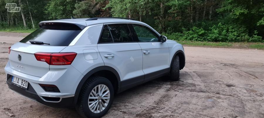 Balts Volkswagen T-Roc 2019 Pasvalys, ar dzinēja tilpumu 2.00 L un nobraukumu 80 tūkst. km par 15999 €, foto 7 vietnē AUTOMOTO.COM.LV