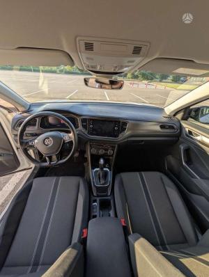 Balts Volkswagen T-Roc 2019 Viļņa, ar dzinēja tilpumu 2.00 L un nobraukumu 87 tūkst. km par 15990 €, foto 6 vietnē AUTOMOTO.COM.LV