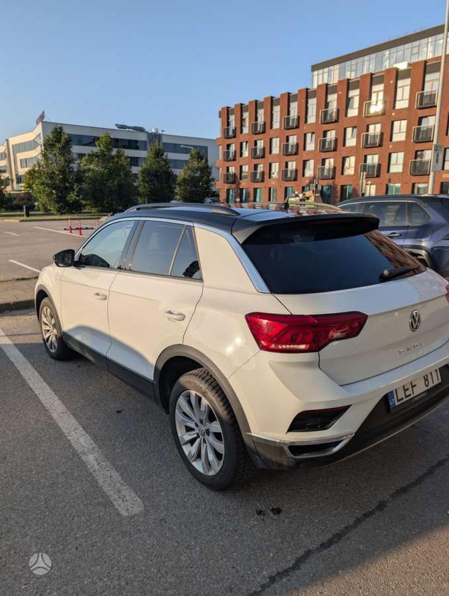 Balts Volkswagen T-Roc 2019 Viļņa, ar dzinēja tilpumu 2.00 L un nobraukumu 87 tūkst. km par 15990 €, foto 15 vietnē AUTOMOTO.COM.LV