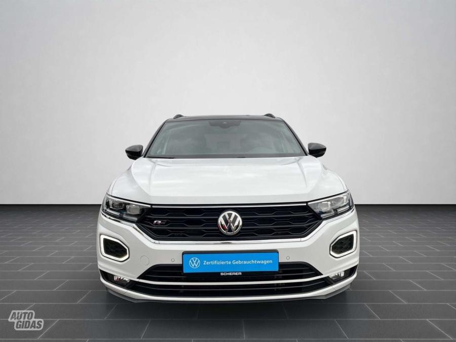 White Volkswagen T-Roc 2020 in Kaunas, with an engine capacity of 2.00 L and mileage of 43 thousand km for 26314 €, photo 5 on AUTOMOTO.COM.LV