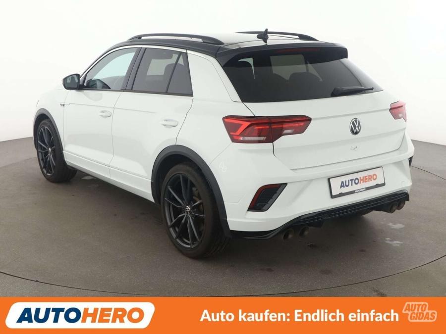 White Volkswagen T-Roc 2020 in Kaunas, with an engine capacity of 2.00 L and mileage of 38 thousand km for 32134 €, photo 4 on AUTOMOTO.COM.LV
