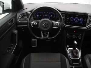 Balts Volkswagen T-Roc 2020 Viļņa, ar dzinēja tilpumu 1.50 L un nobraukumu 227 tūkst. km par 15599 €, foto 18 vietnē AUTOMOTO.COM.LV