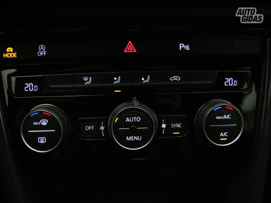 Balts Volkswagen T-Roc 2020 Viļņa, ar dzinēja tilpumu 1.50 L un nobraukumu 227 tūkst. km par 15599 €, foto 21 vietnē AUTOMOTO.COM.LV