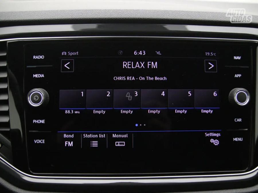 Balts Volkswagen T-Roc 2020 Viļņa, ar dzinēja tilpumu 1.50 L un nobraukumu 227 tūkst. km par 15599 €, foto 23 vietnē AUTOMOTO.COM.LV
