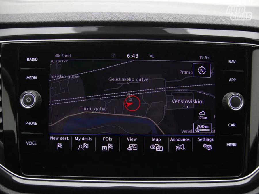 Balts Volkswagen T-Roc 2020 Viļņa, ar dzinēja tilpumu 1.50 L un nobraukumu 227 tūkst. km par 15599 €, foto 25 vietnē AUTOMOTO.COM.LV