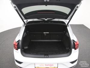 Balts Volkswagen T-Roc 2020 Viļņa, ar dzinēja tilpumu 1.50 L un nobraukumu 227 tūkst. km par 15599 €, foto 36 vietnē AUTOMOTO.COM.LV