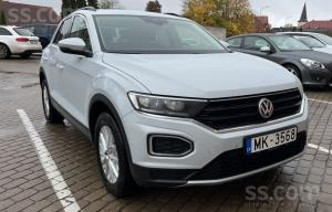 White Volkswagen T-Roc 2020 in Tukums, with an engine capacity of 2.00 L and mileage of 201 thousand km for 15800 €, photo  on AUTOMOTO.COM.LV