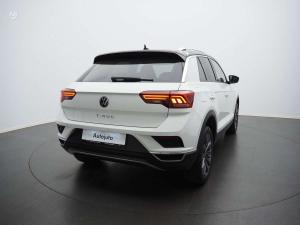 White Volkswagen T-Roc 2020 in Vilnius, with an engine capacity of 1.50 L and mileage of 129 thousand km for 18500 €, photo 5 on AUTOMOTO.COM.LV