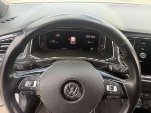 White Volkswagen T-Roc 2020 in Panevezys, with an engine capacity of 1.50 L and mileage of 154 thousand km for 16900 €, photo 22 on AUTOMOTO.COM.LV