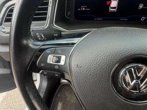 White Volkswagen T-Roc 2020 in Panevezys, with an engine capacity of 1.50 L and mileage of 154 thousand km for 16900 €, photo 23 on AUTOMOTO.COM.LV