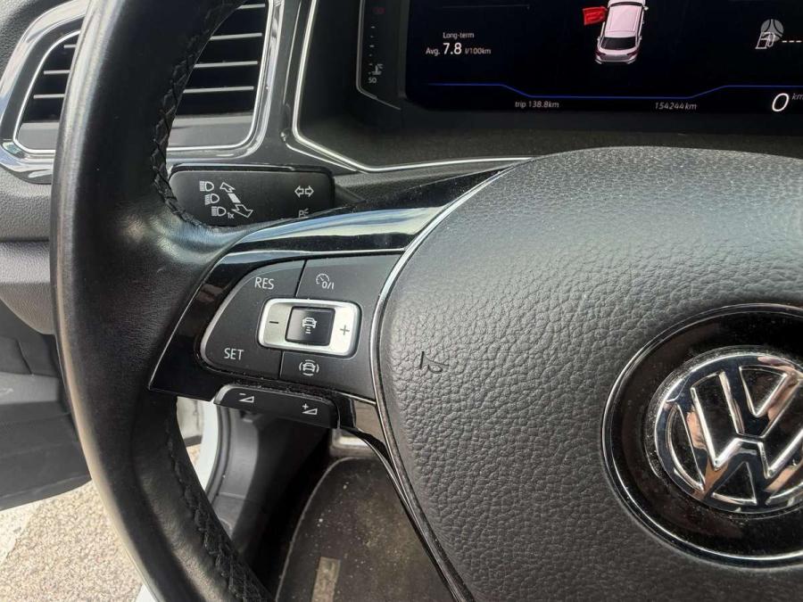 White Volkswagen T-Roc 2020 in Panevezys, with an engine capacity of 1.50 L and mileage of 154 thousand km for 16900 €, photo 23 on AUTOMOTO.COM.LV