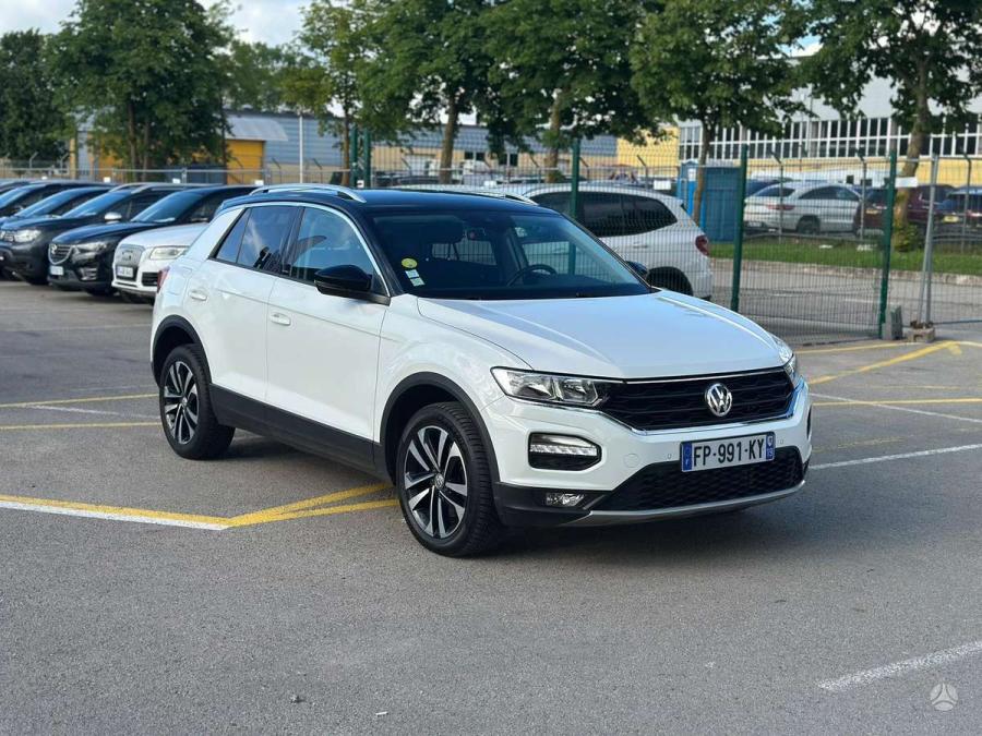 Balts Volkswagen T-Roc 2020 Klaipėda, ar dzinēja tilpumu 2.00 L un nobraukumu 212 tūkst. km par 13900 €, foto 3 vietnē AUTOMOTO.COM.LV