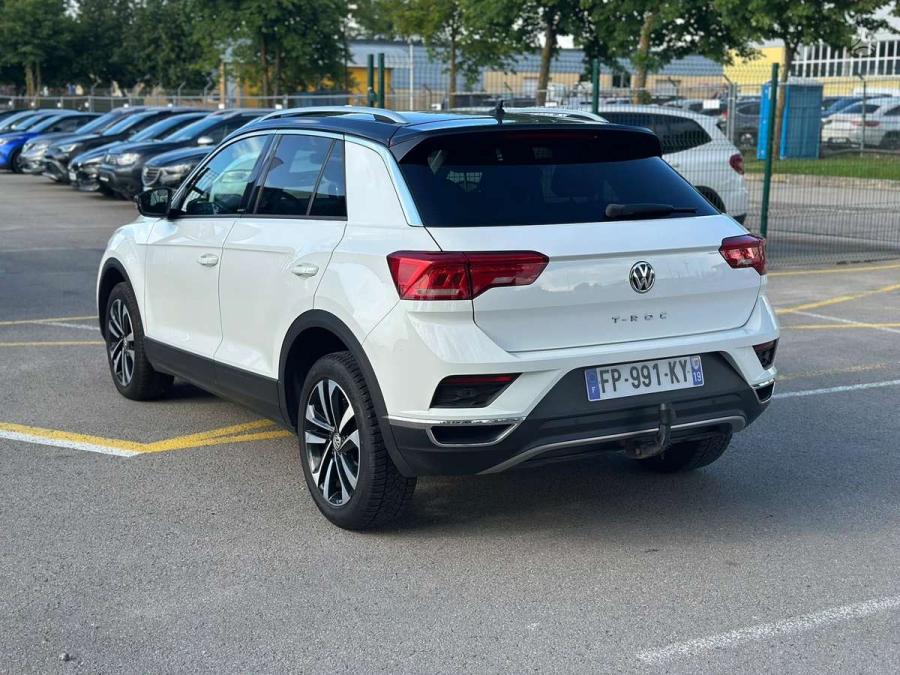 Balts Volkswagen T-Roc 2020 Klaipėda, ar dzinēja tilpumu 2.00 L un nobraukumu 212 tūkst. km par 13900 €, foto 12 vietnē AUTOMOTO.COM.LV