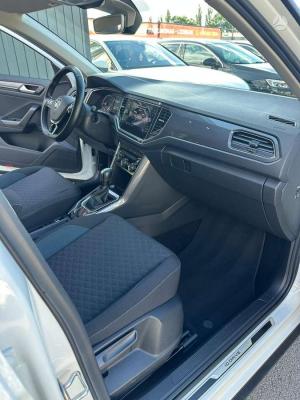 Balts Volkswagen T-Roc 2020 Klaipėda, ar dzinēja tilpumu 2.00 L un nobraukumu 212 tūkst. km par 13900 €, foto 15 vietnē AUTOMOTO.COM.LV