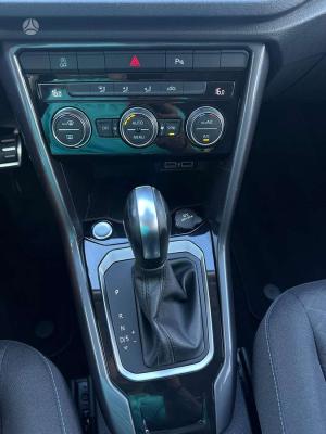 Balts Volkswagen T-Roc 2020 Klaipėda, ar dzinēja tilpumu 2.00 L un nobraukumu 212 tūkst. km par 13900 €, foto 24 vietnē AUTOMOTO.COM.LV