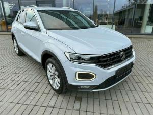 White Volkswagen T-Roc 2021 in Kaunas, with an engine capacity of 1.50 L and mileage of 180 thousand km for 17500 €, photo 3 on AUTOMOTO.COM.LV