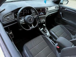White Volkswagen T-Roc 2021 in Kaunas, with an engine capacity of 1.50 L and mileage of 180 thousand km for 17500 €, photo 7 on AUTOMOTO.COM.LV