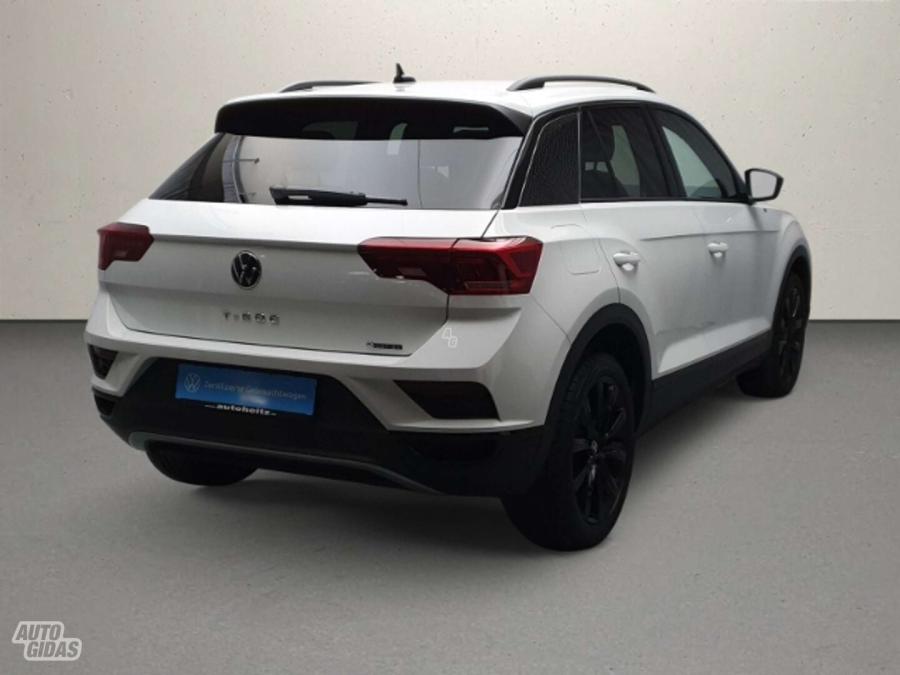 White Volkswagen T-Roc 2021 in Kaunas, with an engine capacity of 2.00 L and mileage of 18 thousand km for 30630 €, photo 2 on AUTOMOTO.COM.LV