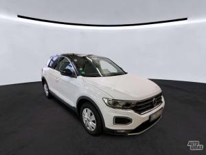 White Volkswagen T-Roc 2021 in Kaunas, with an engine capacity of 1.50 L and mileage of 62 thousand km for 29008 €, photo 2 on AUTOMOTO.COM.LV