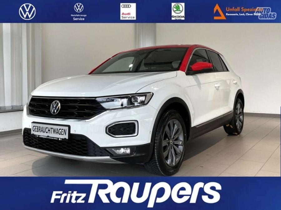 Balts Volkswagen T-Roc 2021 Kauņa, ar dzinēja tilpumu 1.50 L un nobraukumu 42 tūkst. km par 22905 €, foto 1 vietnē AUTOMOTO.COM.LV