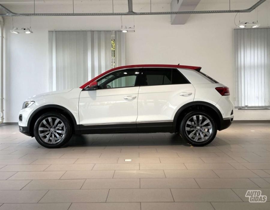 Balts Volkswagen T-Roc 2021 Kauņa, ar dzinēja tilpumu 1.50 L un nobraukumu 42 tūkst. km par 22905 €, foto 3 vietnē AUTOMOTO.COM.LV