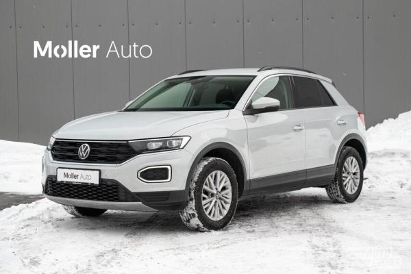 White Volkswagen T-Roc 2021 in Vilnius, with an engine capacity of 1.50 L and mileage of 69 thousand km for 18500 €, photo 1 on AUTOMOTO.COM.LV