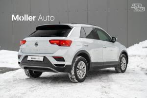 Balts Volkswagen T-Roc 2021 Viļņa, ar dzinēja tilpumu 1.50 L un nobraukumu 69 tūkst. km par 18500 €, foto 6 vietnē AUTOMOTO.COM.LV