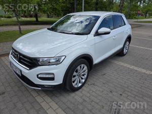Balts Volkswagen T-Roc 2021 Jelgava, ar dzinēja tilpumu 2.00 L un nobraukumu 188 tūkst. km par 16990 €, foto  vietnē AUTOMOTO.COM.LV