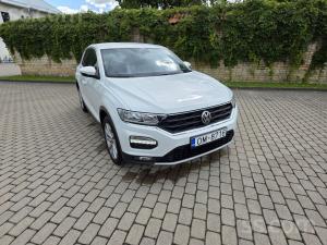 White Volkswagen T-Roc 2021 in Jelgava, with an engine capacity of 2.00 L and mileage of 188 thousand km for 16500 €, photo 4 on AUTOMOTO.COM.LV