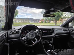 White Volkswagen T-Roc 2021 in Jelgava, with an engine capacity of 2.00 L and mileage of 188 thousand km for 16500 €, photo 12 on AUTOMOTO.COM.LV