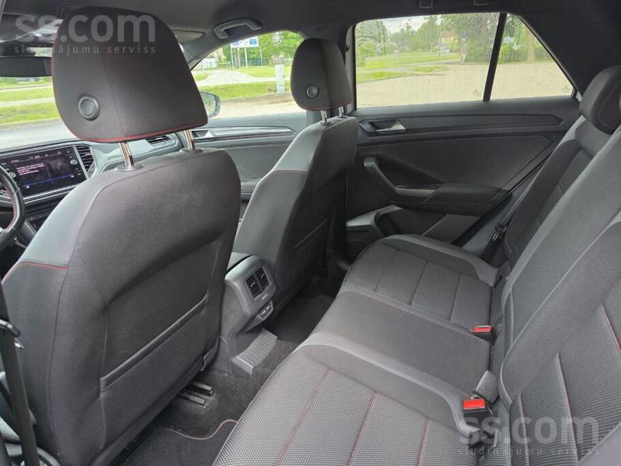 White Volkswagen T-Roc 2021 in Jelgava, with an engine capacity of 2.00 L and mileage of 188 thousand km for 16500 €, photo 13 on AUTOMOTO.COM.LV