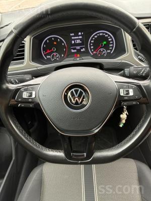 Balts Volkswagen T-Roc 2021 Rīga, ar dzinēja tilpumu 1.50 L un nobraukumu 229 tūkst. km par 11890 €, foto 5 vietnē AUTOMOTO.COM.LV
