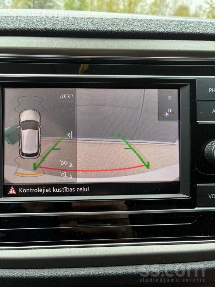 Balts Volkswagen T-Roc 2021 Rīga, ar dzinēja tilpumu 1.50 L un nobraukumu 229 tūkst. km par 11890 €, foto 8 vietnē AUTOMOTO.COM.LV