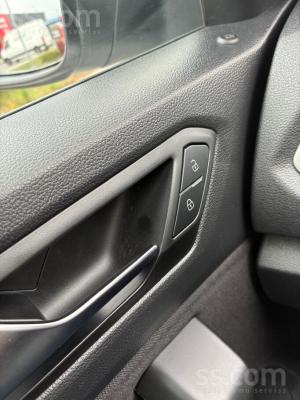 Balts Volkswagen T-Roc 2021 Rīga, ar dzinēja tilpumu 1.50 L un nobraukumu 229 tūkst. km par 11890 €, foto 13 vietnē AUTOMOTO.COM.LV