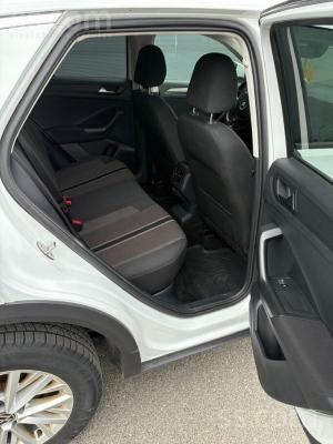 Balts Volkswagen T-Roc 2021 Rīga, ar dzinēja tilpumu 1.50 L un nobraukumu 229 tūkst. km par 11890 €, foto 16 vietnē AUTOMOTO.COM.LV