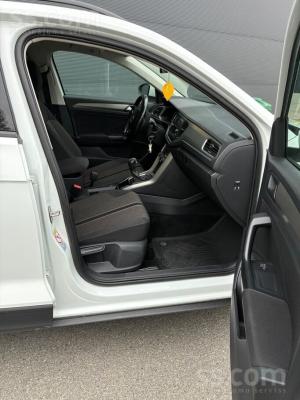 Balts Volkswagen T-Roc 2021 Rīga, ar dzinēja tilpumu 1.50 L un nobraukumu 229 tūkst. km par 11890 €, foto 17 vietnē AUTOMOTO.COM.LV