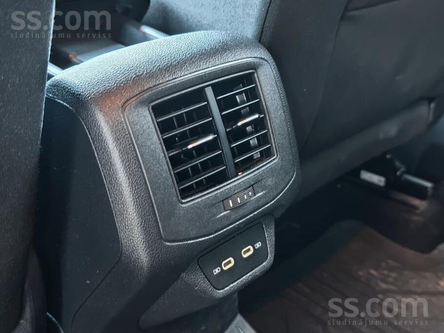 White Volkswagen T-Roc 2021 in Liepaja, with an engine capacity of 1.50 L and mileage of 73 thousand km for 19900 €, photo 24 on AUTOMOTO.COM.LV