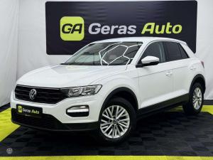 White Volkswagen T-Roc 2021 in Vilnius, with an engine capacity of 1.00 L and mileage of 79 thousand km for 13990 €, photo  on AUTOMOTO.COM.LV