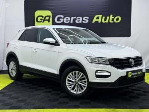 White Volkswagen T-Roc 2021 in Vilnius, with an engine capacity of 1.00 L and mileage of 79 thousand km for 13990 €, photo 4 on AUTOMOTO.COM.LV