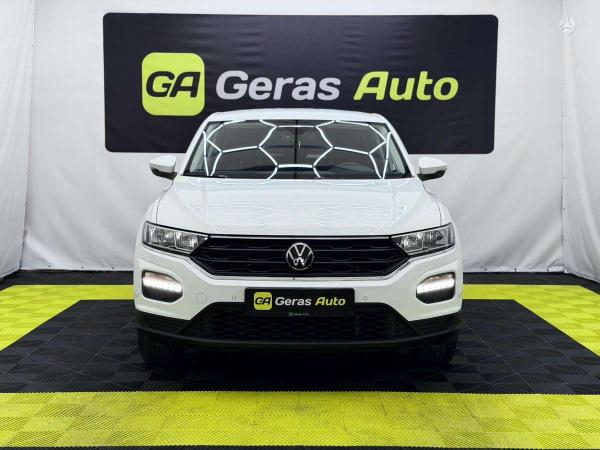 White Volkswagen T-Roc 2021 in Vilnius, with an engine capacity of 1.00 L and mileage of 79 thousand km for 13990 €, photo 7 on AUTOMOTO.COM.LV