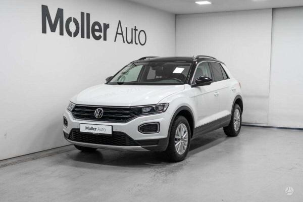 White Volkswagen T-Roc 2021 in Vilnius, with an engine capacity of 1.50 L and mileage of 70 thousand km for 19900 €, photo 1 on AUTOMOTO.COM.LV
